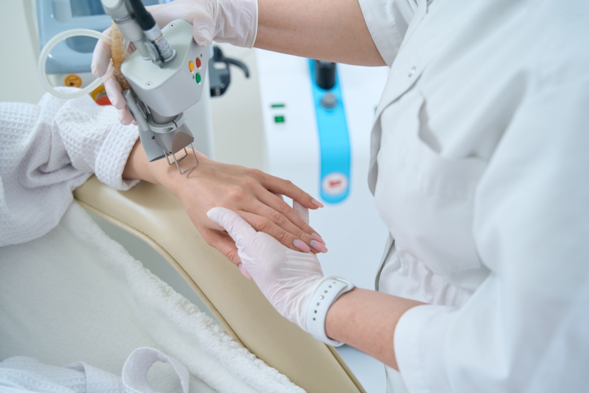 Negii (veruci): simptome, cauze și tratament – Tot ce trebuie să știi